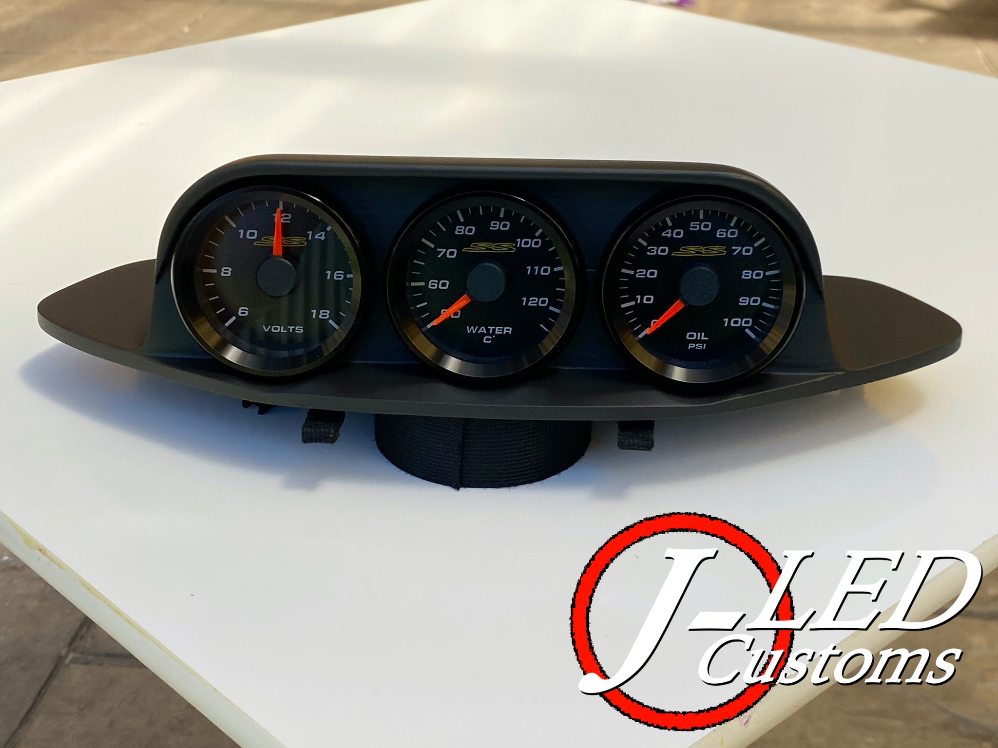GAUGE POD AND CUSTOM GAUGES for VF COMMODORE – J-Led Customs